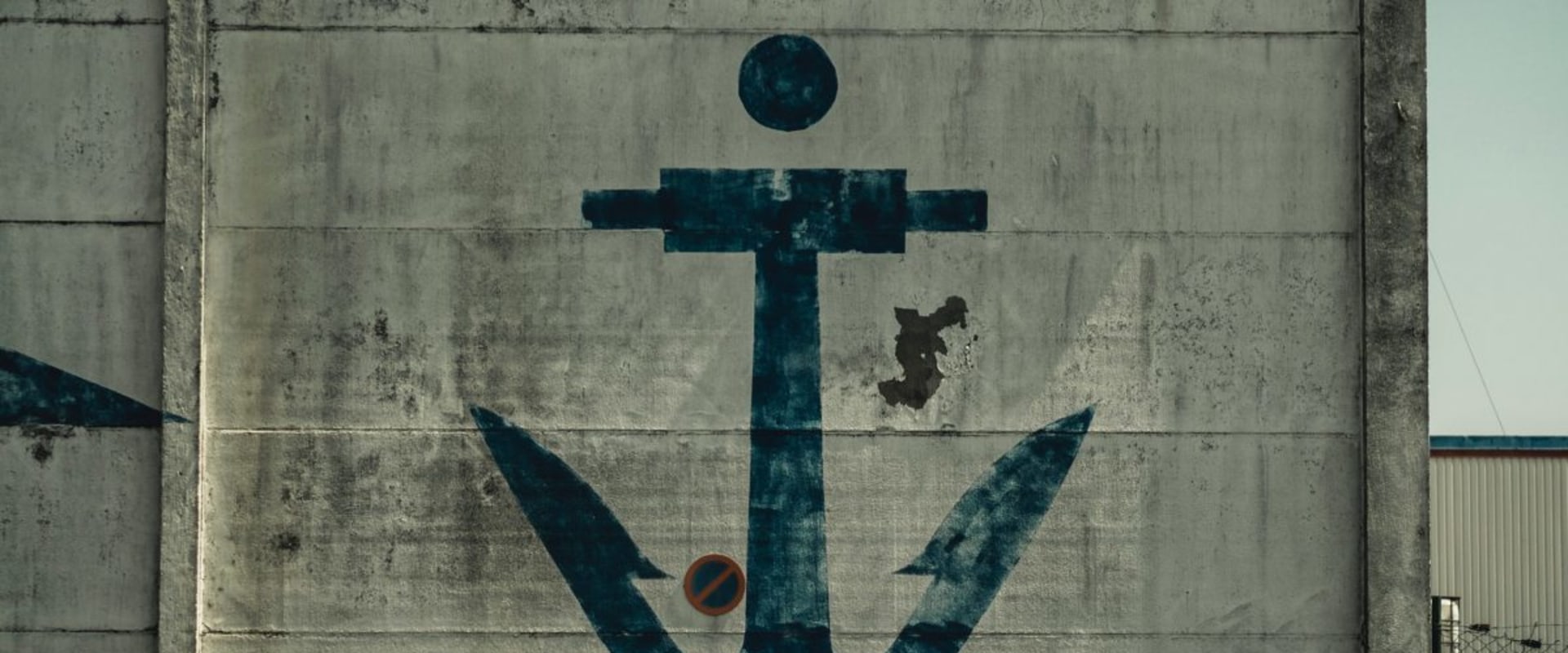 Price Anchoring Tactics: Explaining How It Works and How to Use It